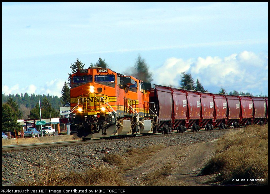 BNSF 5624